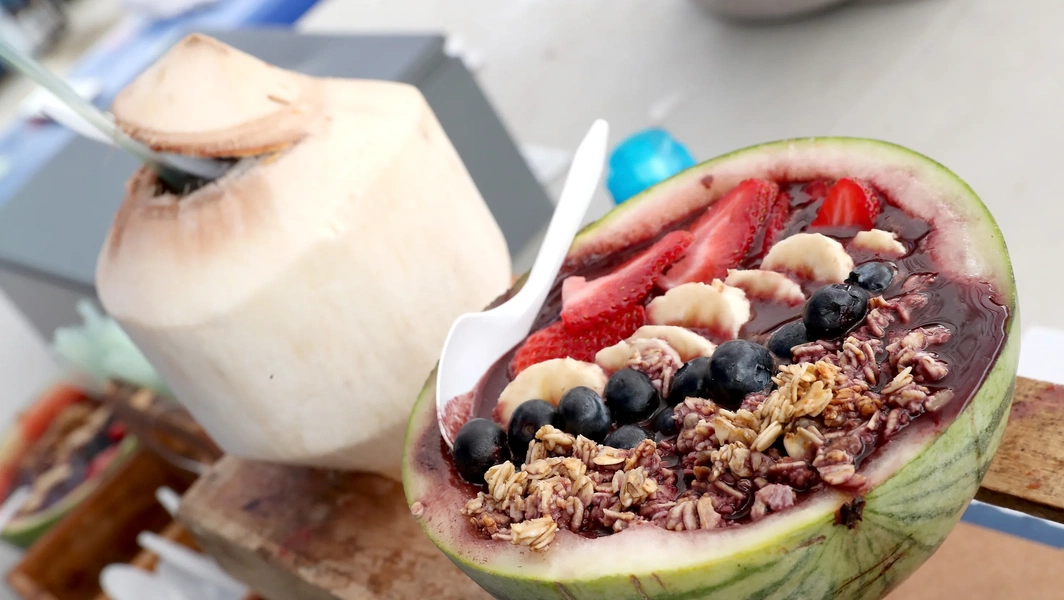 Frozen açaí bowls compared for taste and features