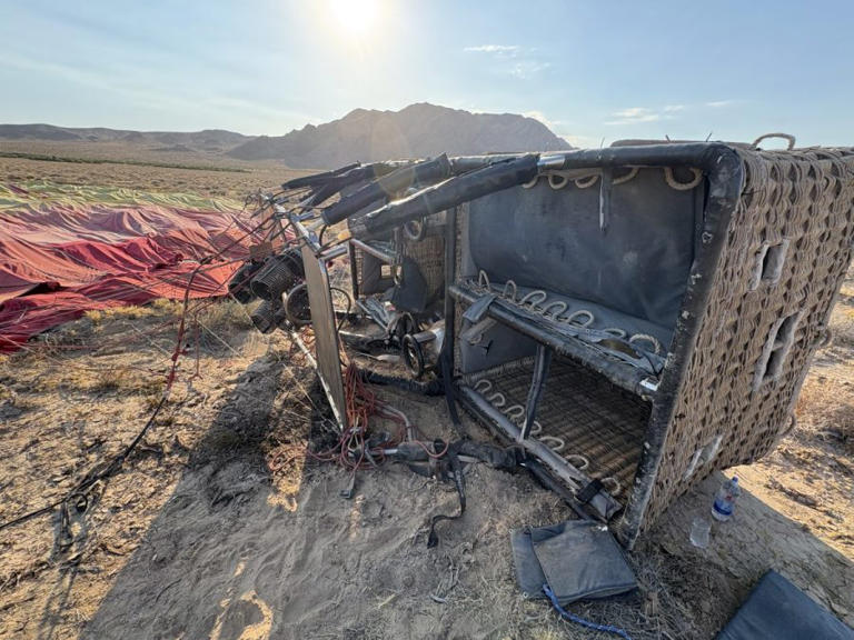 10 people on board as hot air balloon crashes in Nevada, 1 critically hurt