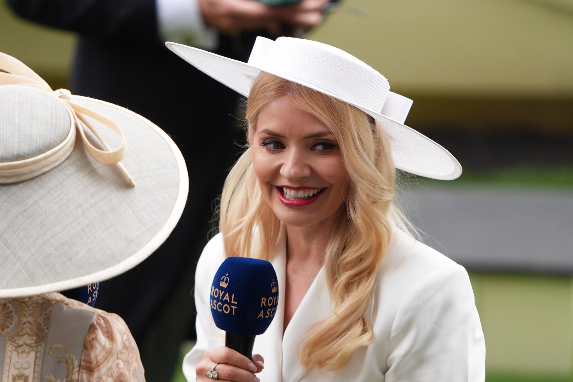 Holly Willoughby flashes cheeky phone message at Royal Ascot