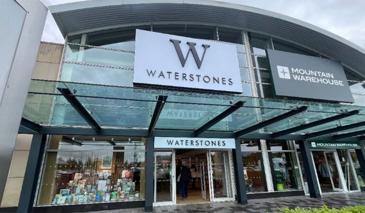 One for the book lovers! Waterstones opens Dublin store in time for ...
