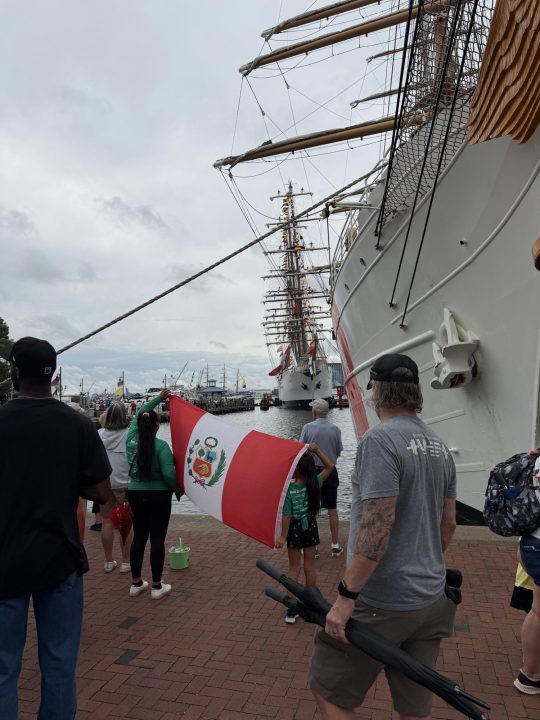 Image gallery: Ships at Harborfest in Norfolk
