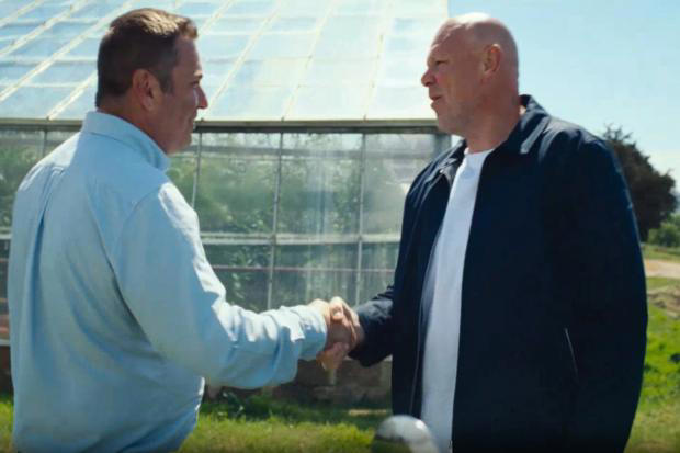 New M&S advert featuring Tom Kerridge filmed with Isle of Wight tomatoes