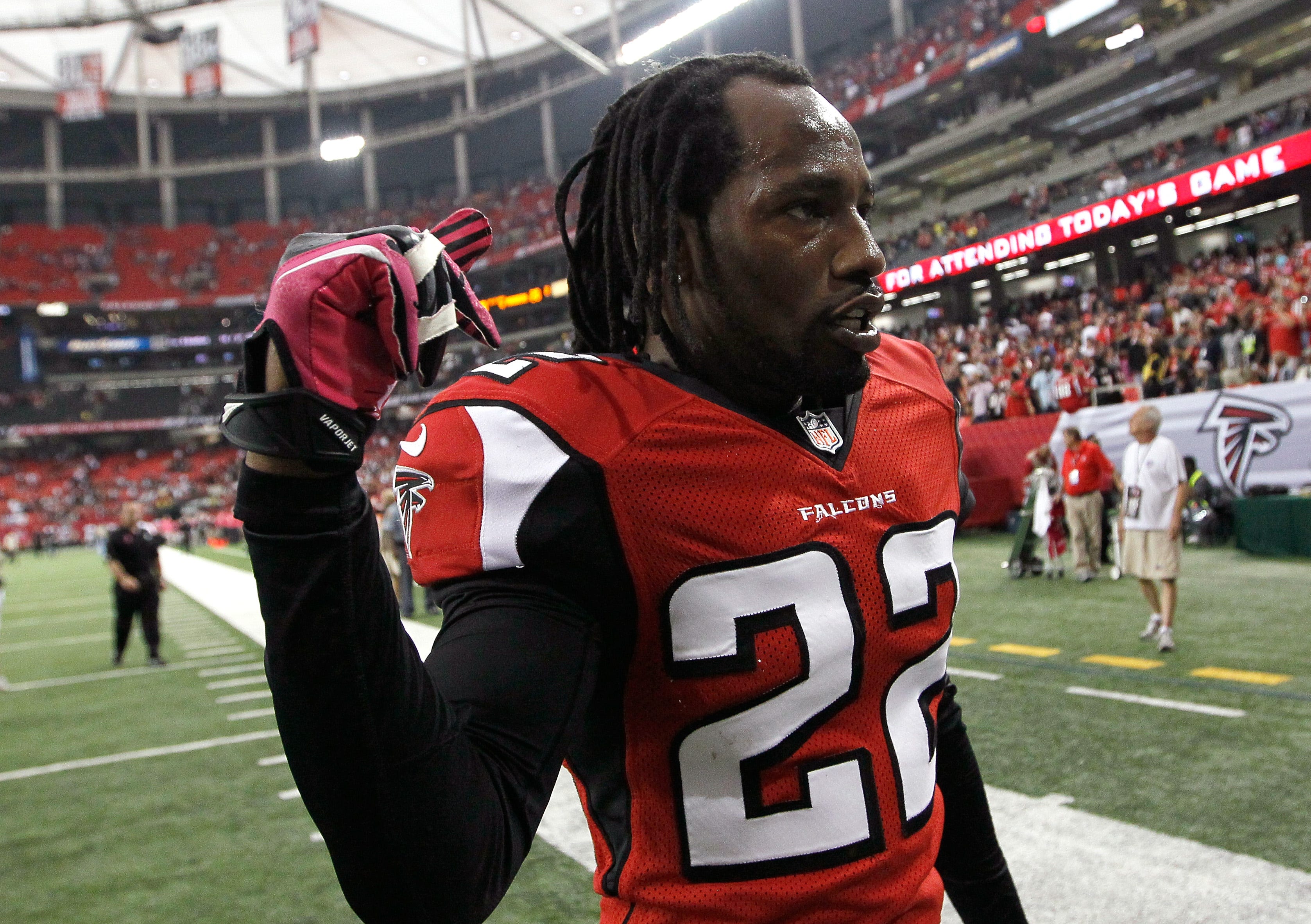 Former Falcons CB weighs in on Atlanta's QB competition