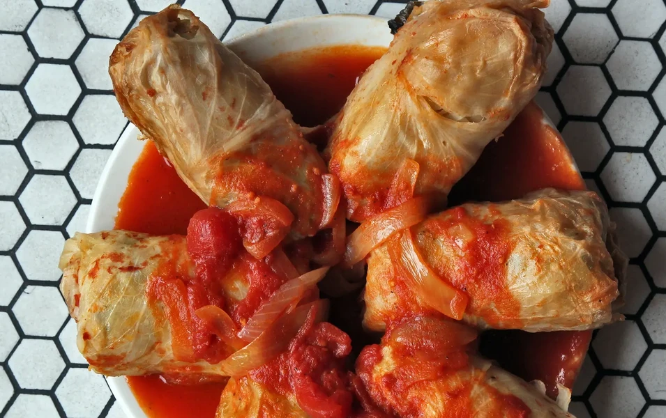 Cabbage rolls from tradition to trend