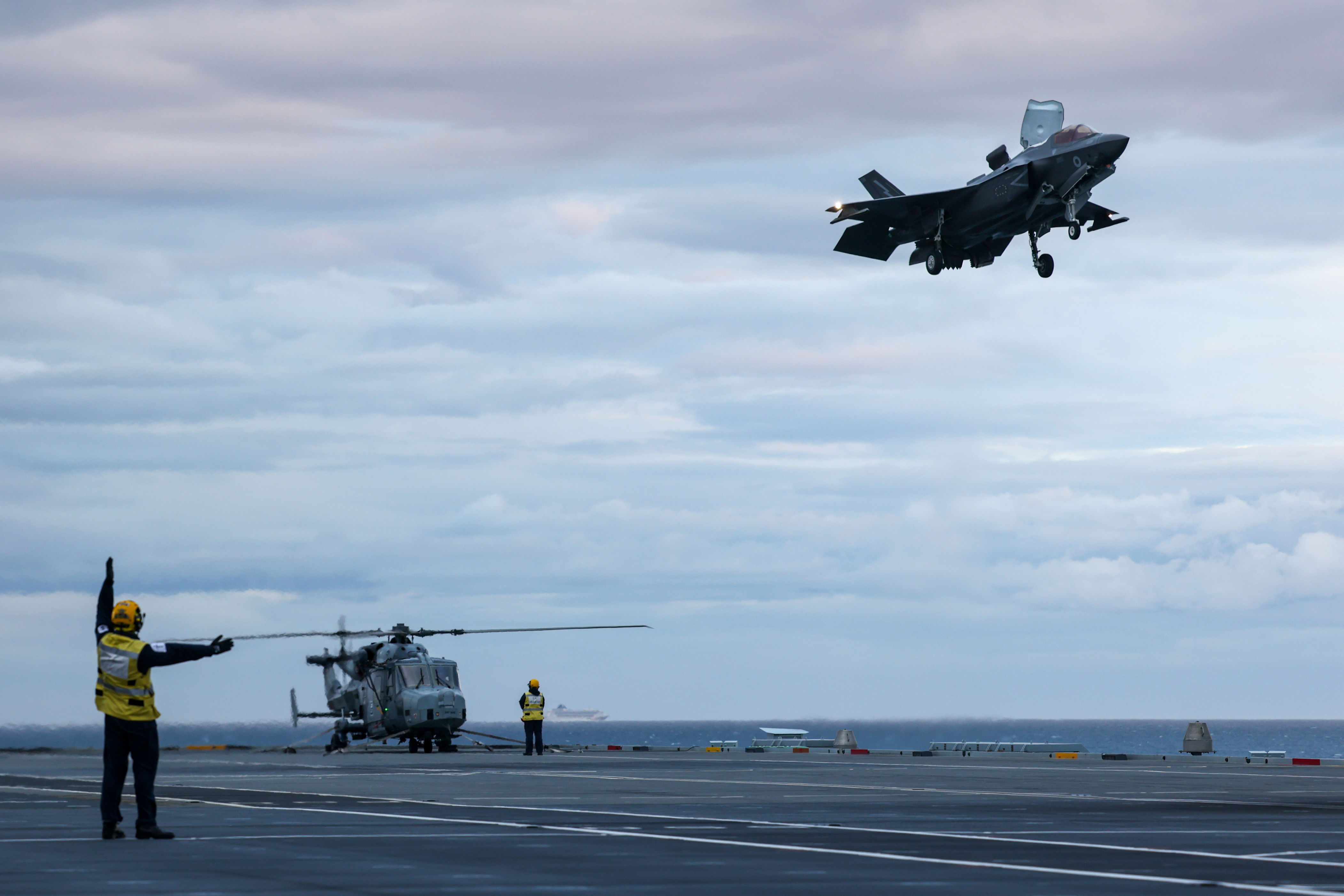 'Deliberate message' sent as HMS Prince of Wales' fighter jets join ...