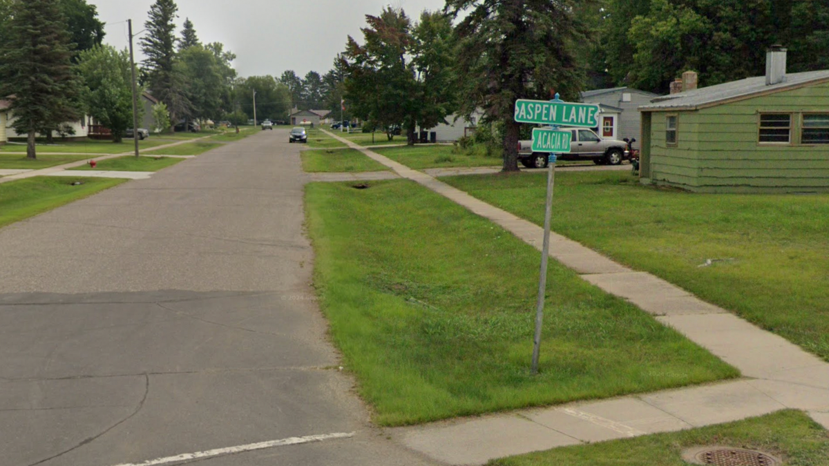 Officer conducting welfare check finds 2 dead in Minnesota small town