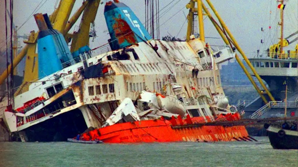 539 people boarded this ferry - then it capsized in 90 seconds