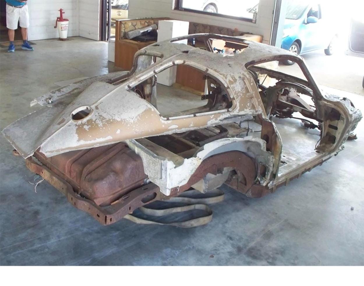 Fire-scarred 1963 Corvette split-window shell hits $25K on Bring a ...