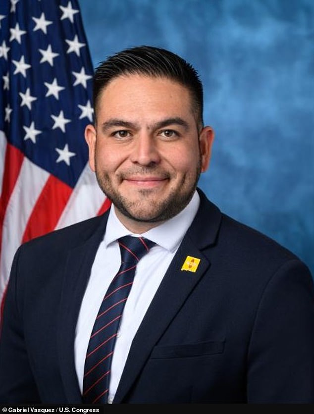 Report: Democrat's tangled love life amid fake wedding photos
