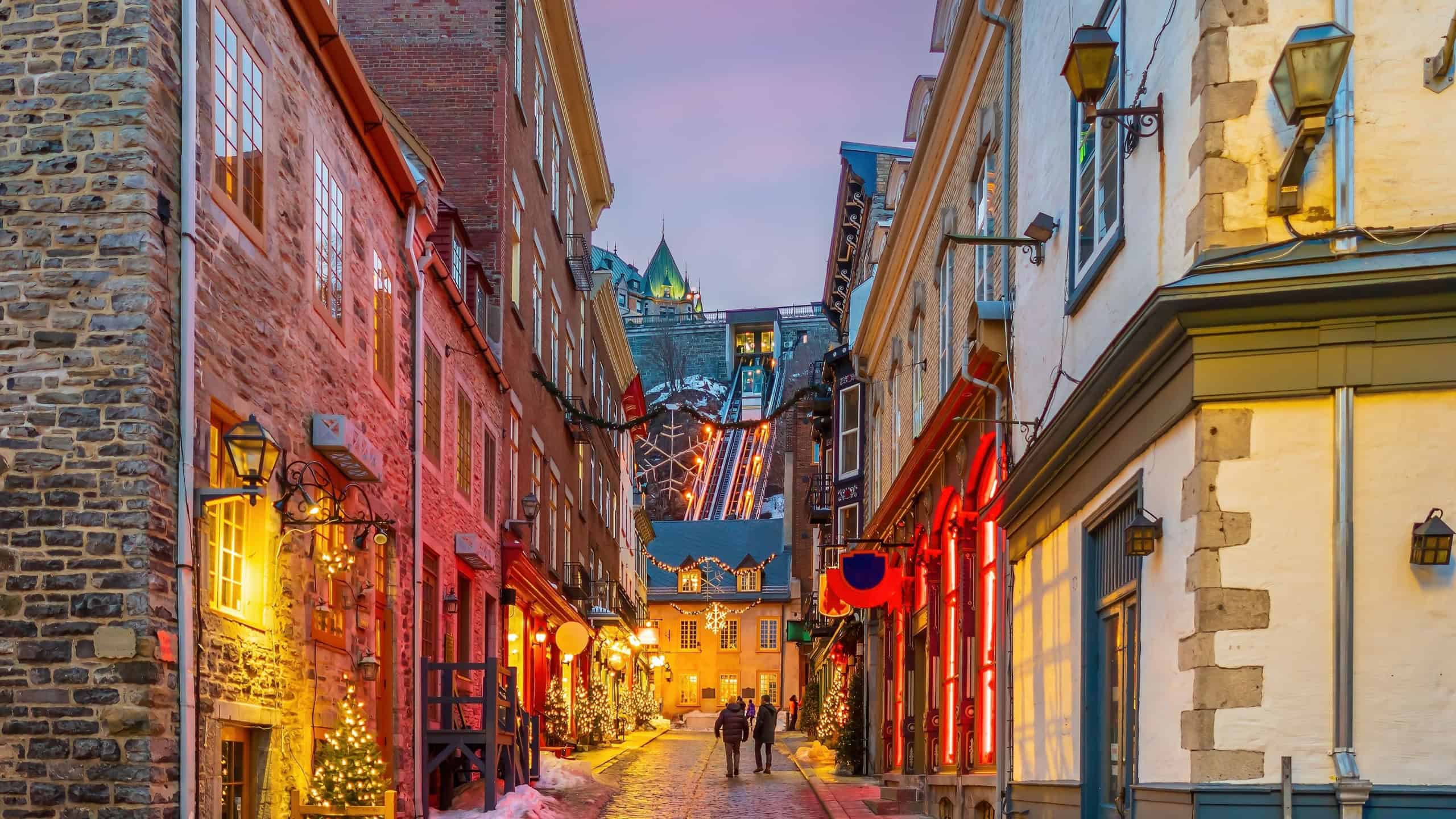 13 Canadian towns that make European travel feel completely unnecessary