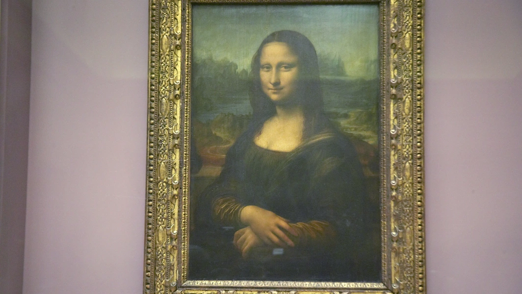 Unraveling the mystery of multiple Mona Lisas