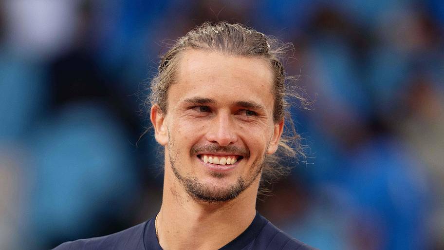 Alexander Zverev pushed to the brink before escaping at Halle Open
