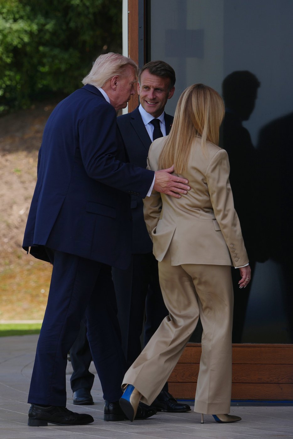 Italy's top diplomat cancels US trip as Meloni slams Trump's claim she ...