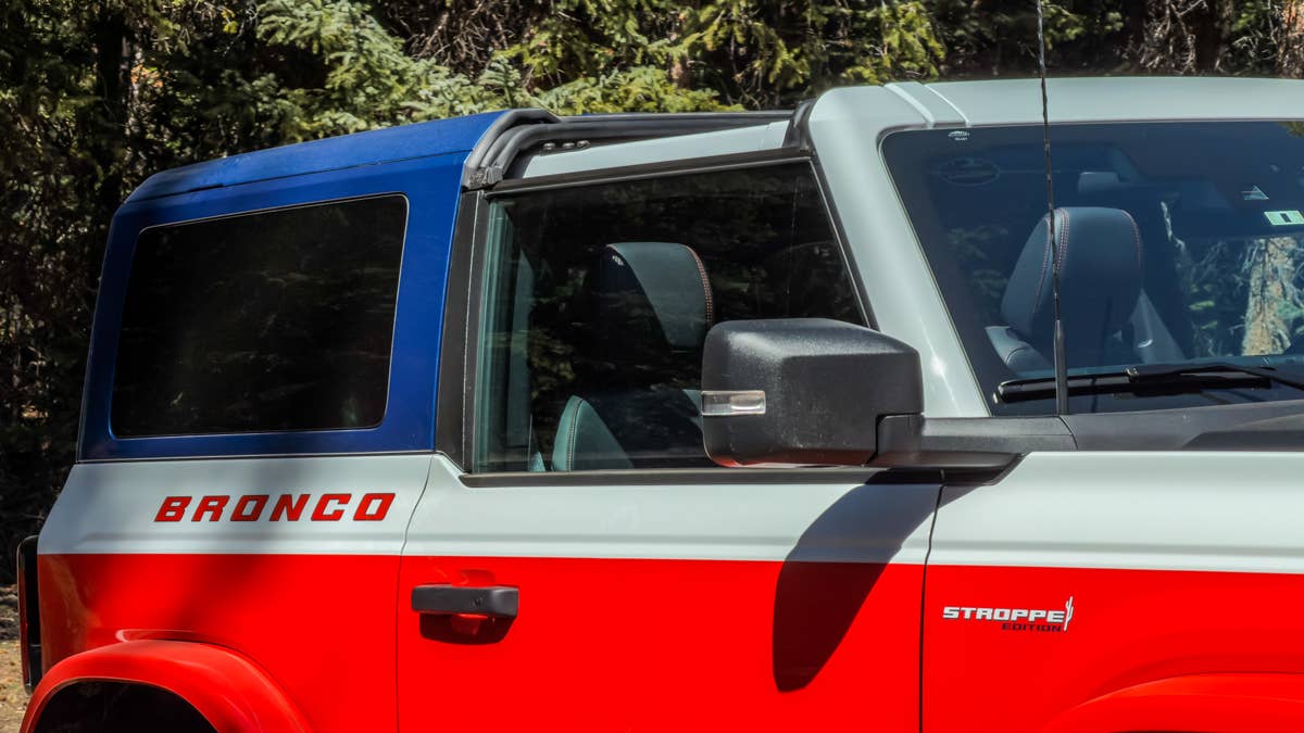 Ford has another clever fix for the Bronco’s roof panel problem