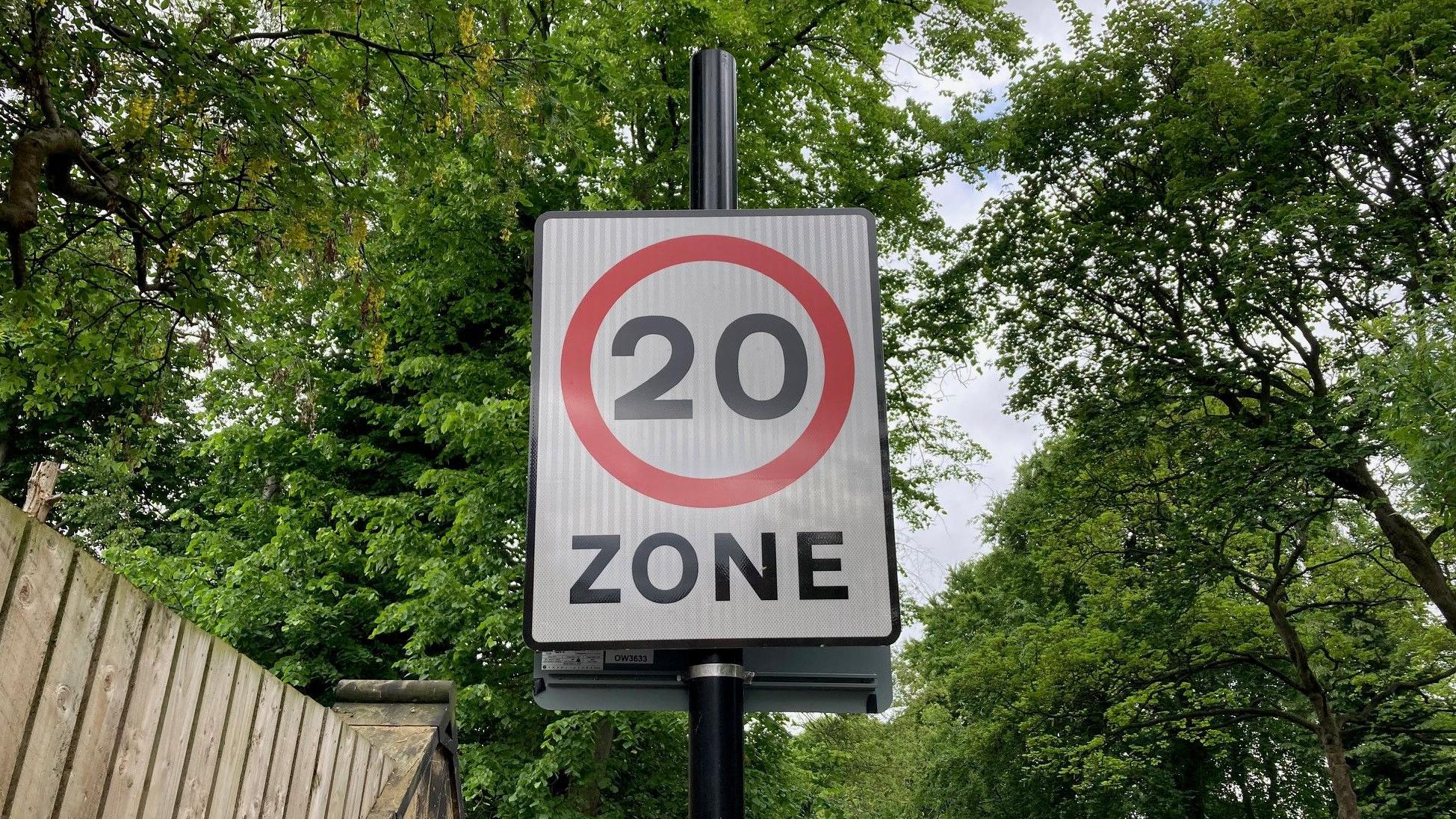 Glasgow begins largest rollout of 20 mph zones in UK history