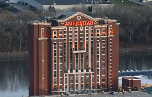 Elderly man charged for stealing $5K from slot machine at Ameristar Casino