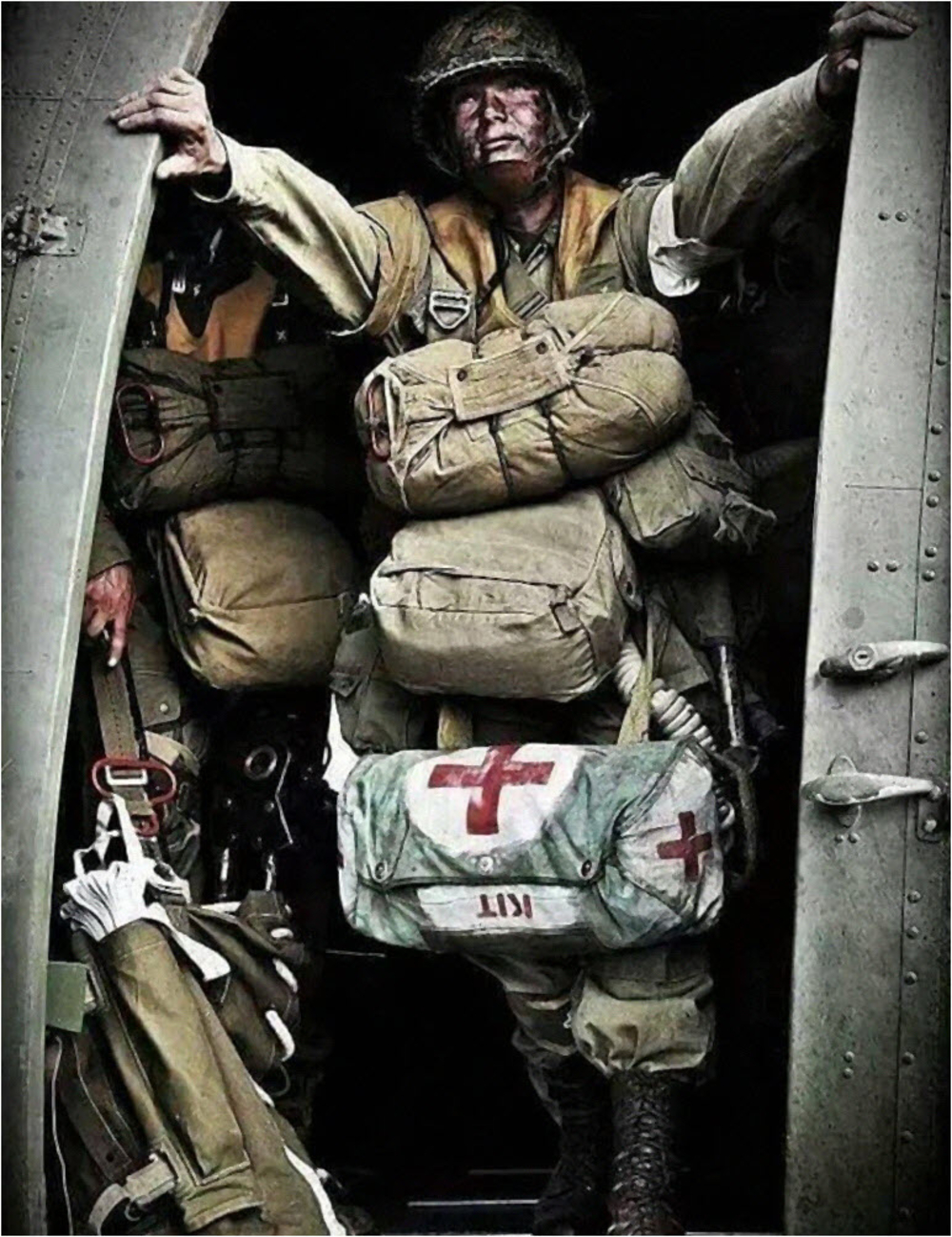 20 vintage images of combat medics from the past (1940s-1990s)