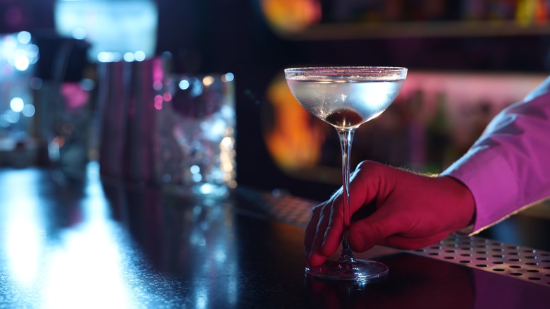 How to order a martini in a dive bar, according to a bartender