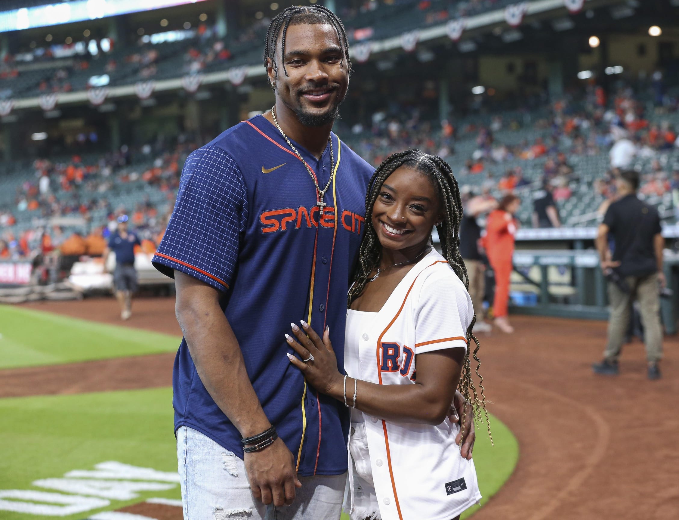 Simone Biles’ swimsuit photo draws strong reaction from husband ...