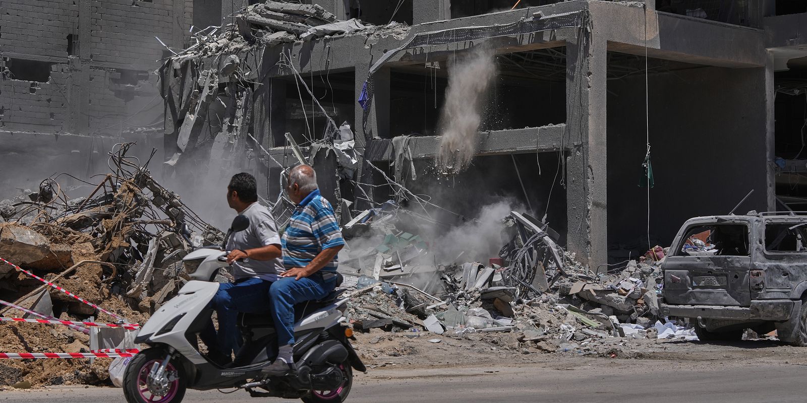 Israel och Hizbollah enas om vapenvila i Libanon