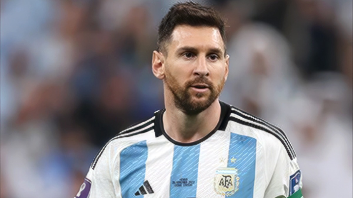 Lionel Messi honored with new 85-foot statue in Patagonia, but fans are ...