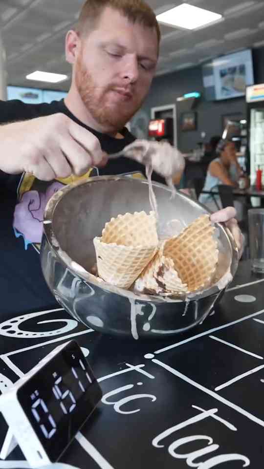 27 scoops of ice cream in 30 minutes