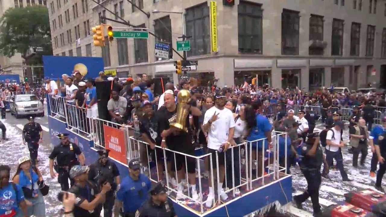 Millions of fans celebrate Knicks NBA title at victory parade