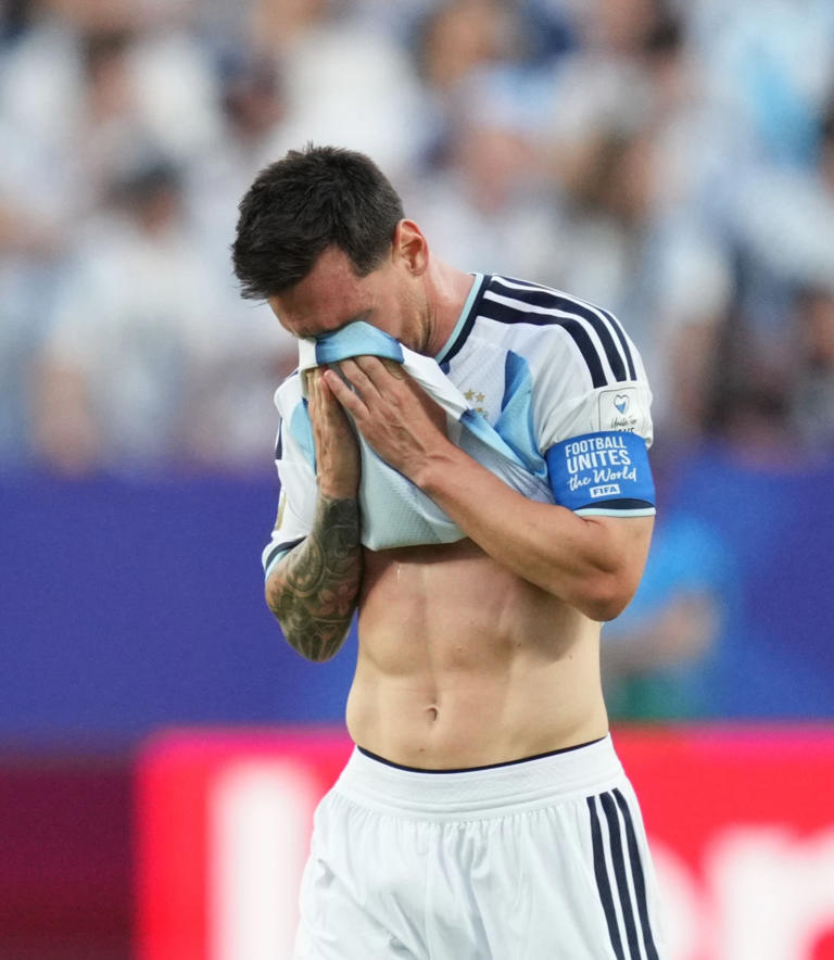 TV presenter quits after falsely claiming Lionel Messi’s dad had died ...