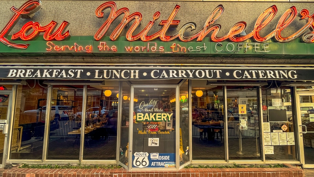 10 real restaurants made famous by film and TV