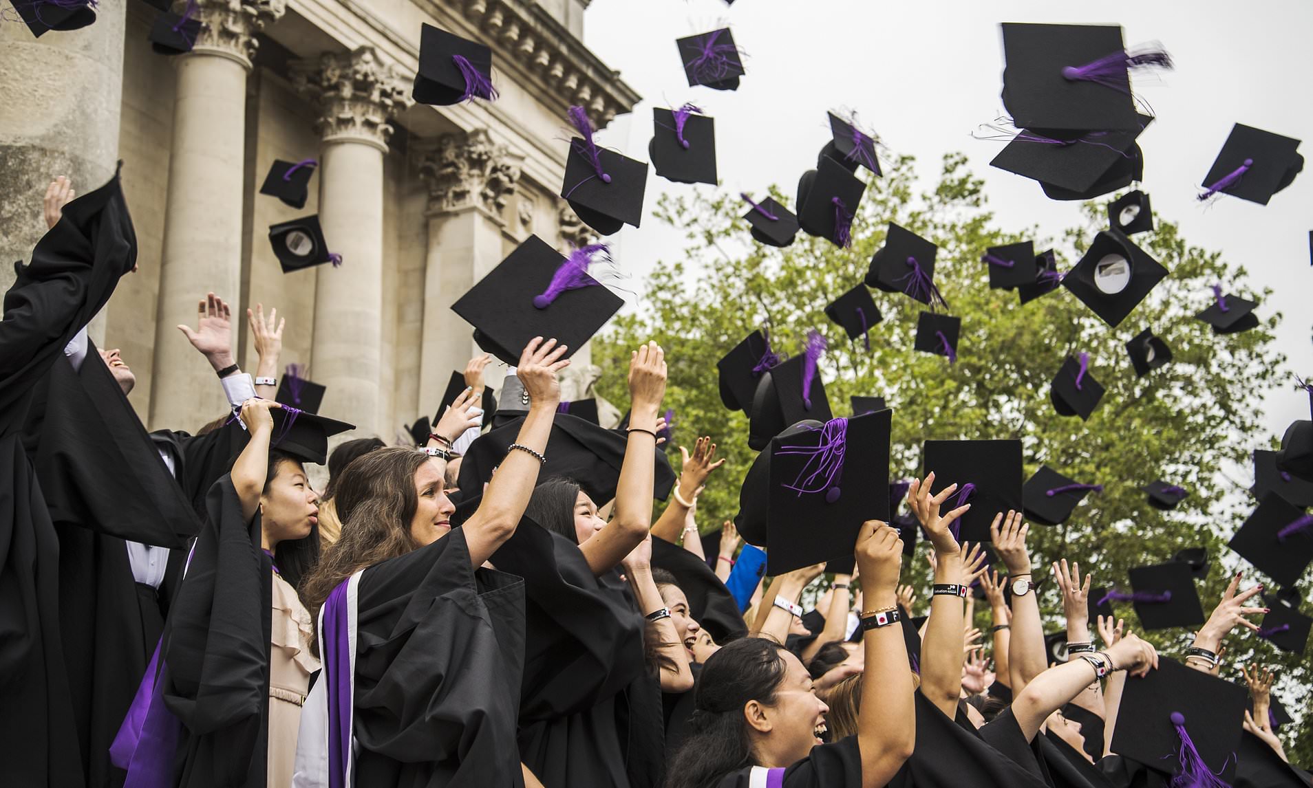 One simple move can slash interest rates for millions of student loan ...
