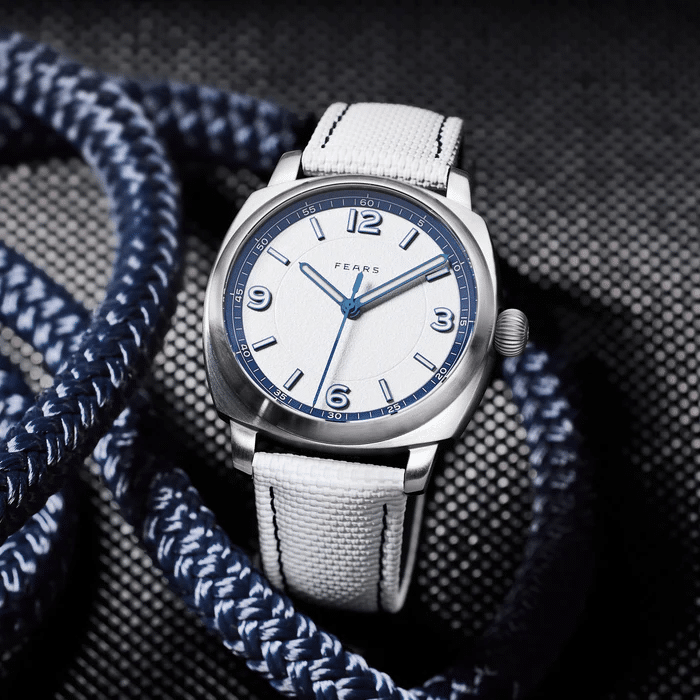 Fears Brunswick 40 Helmsman ES : la montre de plongée britannique qui ...