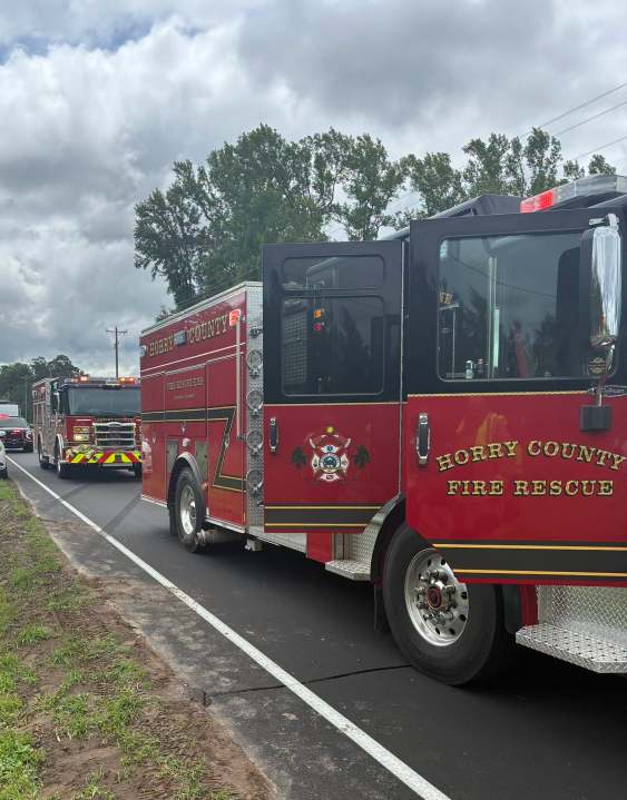 3 hurt in single-vehicle rollover crash near Nichols