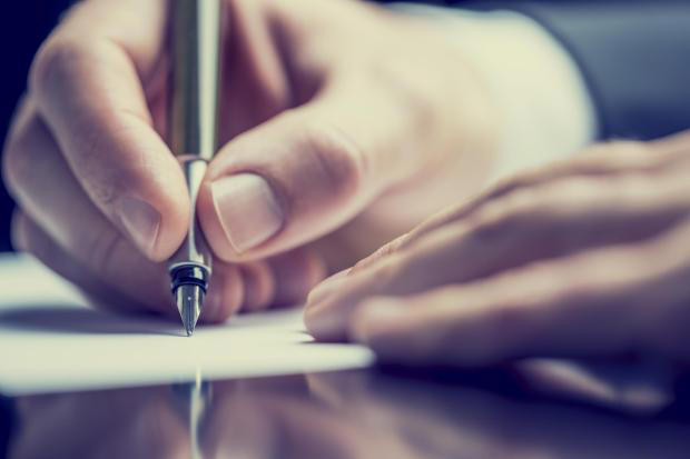 Why putting pen to paper is the latest health kick for men