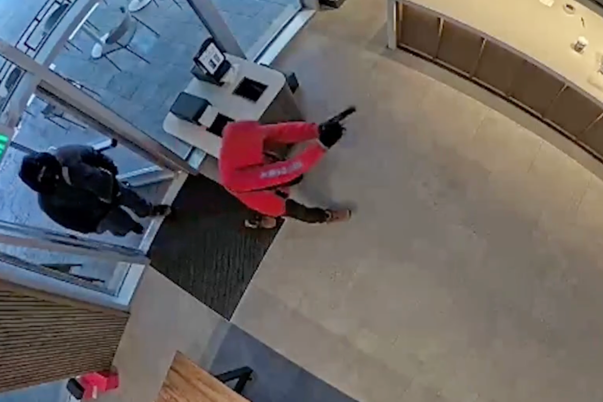 Video shows moment Starbucks employee fights off robbers