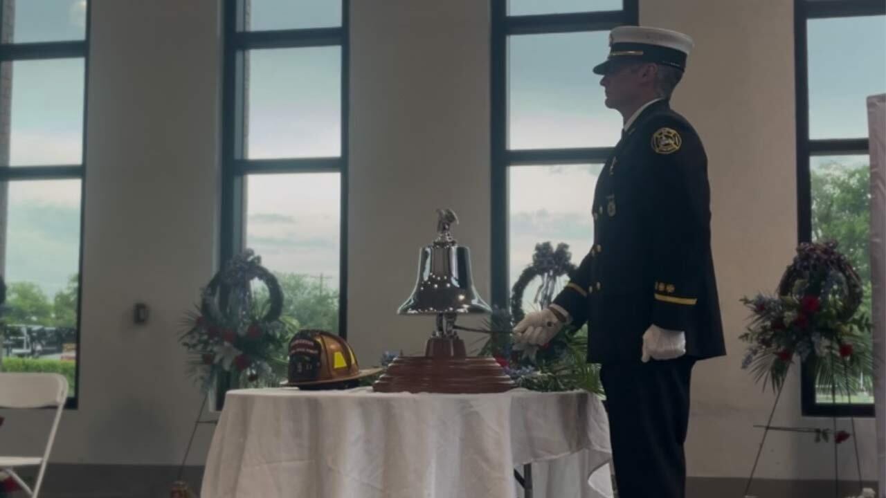 Charleston Fire Department honors 9 firefighters killed 19 years ago in ...