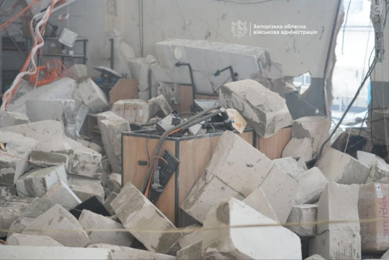 Russia strikes Ukraine's Zaporizhzhia: Damage to logistics operator ...