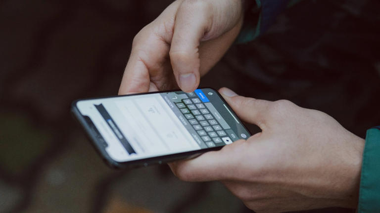 How to spot a fake text from your bank before you tap the link