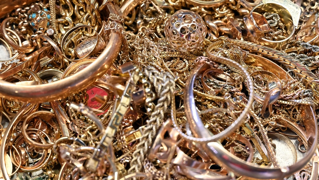 11 valuable sources for precious metal scrap