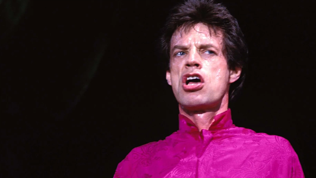 7 influential rock frontmen and their stage legacies