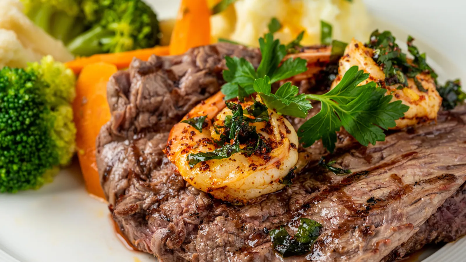 This chef-approved surf and turf could steal the spotlight at Father’s ...