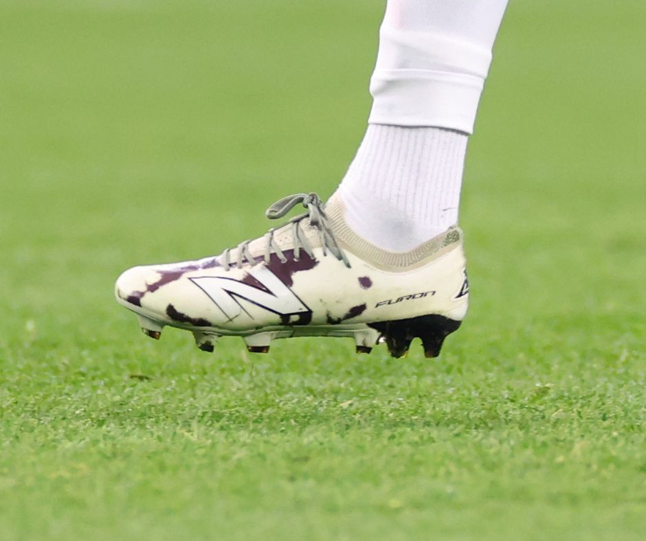 New Balance Furon Elite V9 x Stone Island football boots review