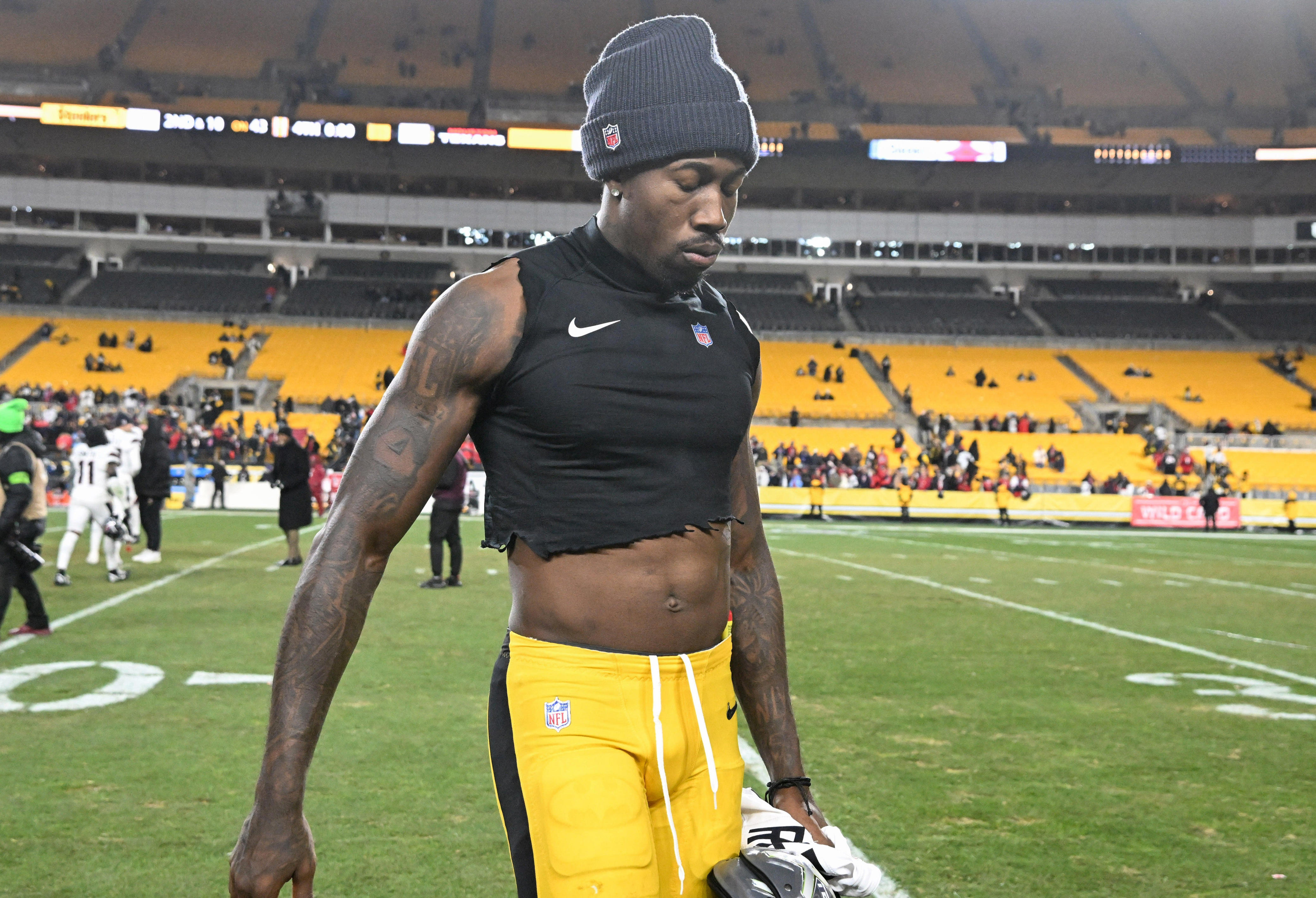 Steelers urged to make 1 final offseason move before training camp