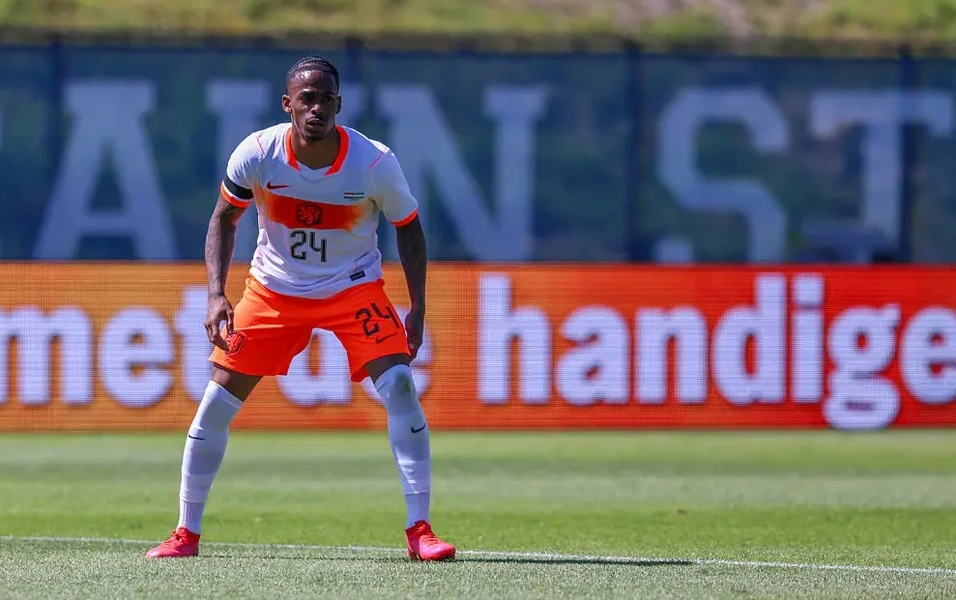 Man Utd open talks for £50m Summerville as West Ham face cash strain
