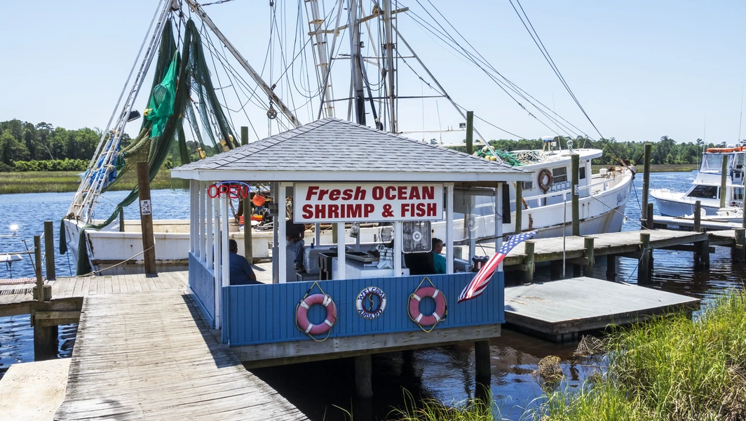 Calabash: Coastal heritage and seafood traditions