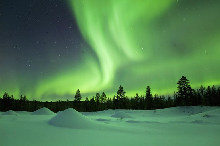 The Finnish Lapland capital and prime Northern Lights location you can ...
