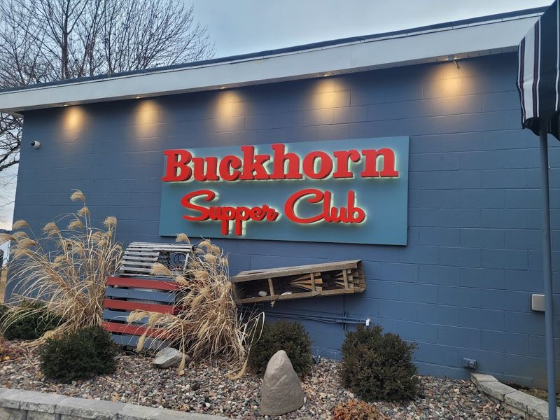 Wisconsin’s juiciest steak dinner is hidden inside this timeless ...