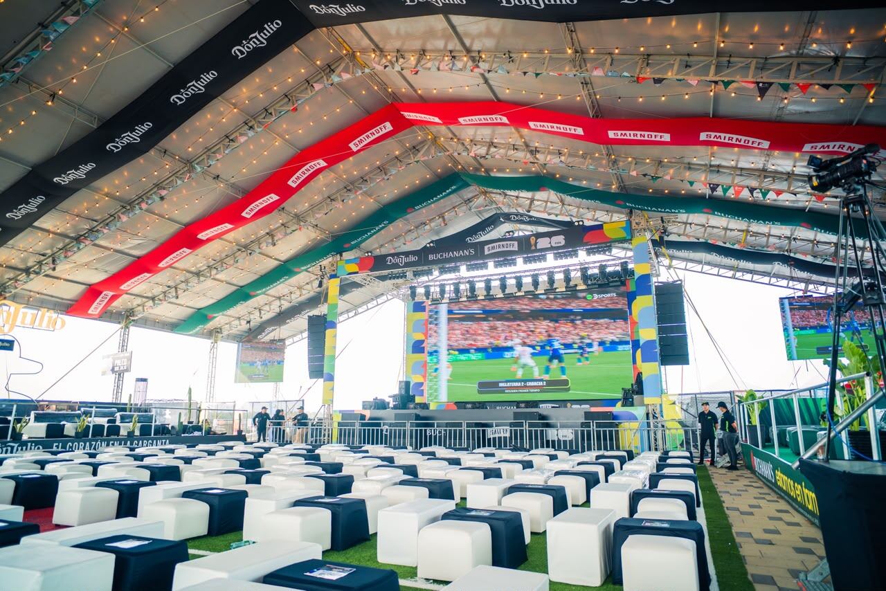 Tribuna Club y los Fans Fest para ver a jugar a la Selección Colombia ...