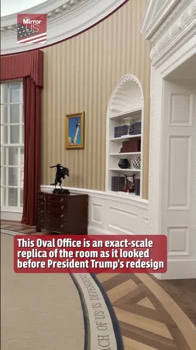 Explore the Oval Office replica at the Obama Presidential Center