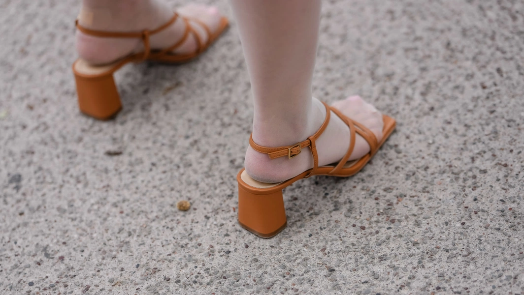 Slingback thongs and jelly wedges set summer 2026 sandal mood