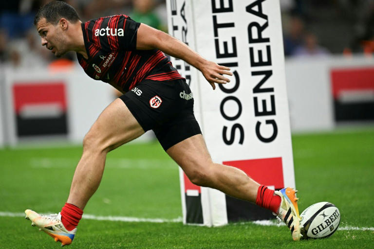 Imperious Dupont guides record-breaking Toulouse to Top 14 final